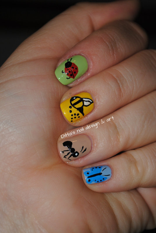 Little bugs nail art by Ditta - Nailpolis: Museum of Nail Art